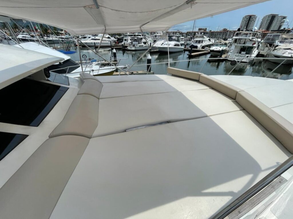 Luxury Yacht Mikelson 60 Puerto Vallarta