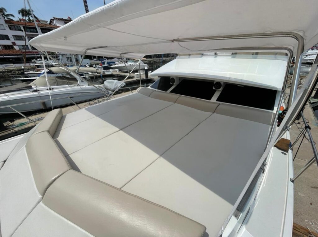 Luxury Yacht Mikelson 60 Puerto Vallarta