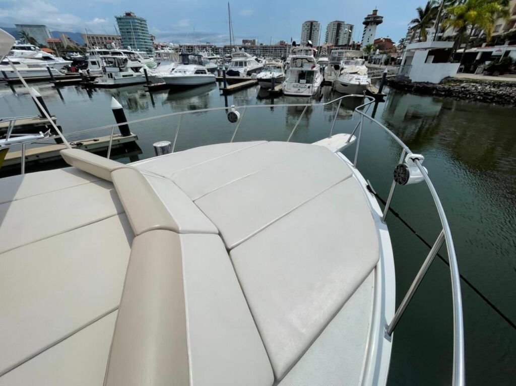 Luxury Yacht Mikelson 60 Puerto Vallarta